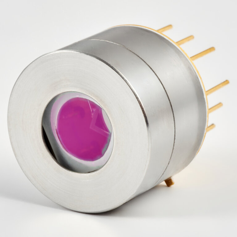 High-Performance HgCdTe Photovoltaic IR Detectors | VIGO Photonics