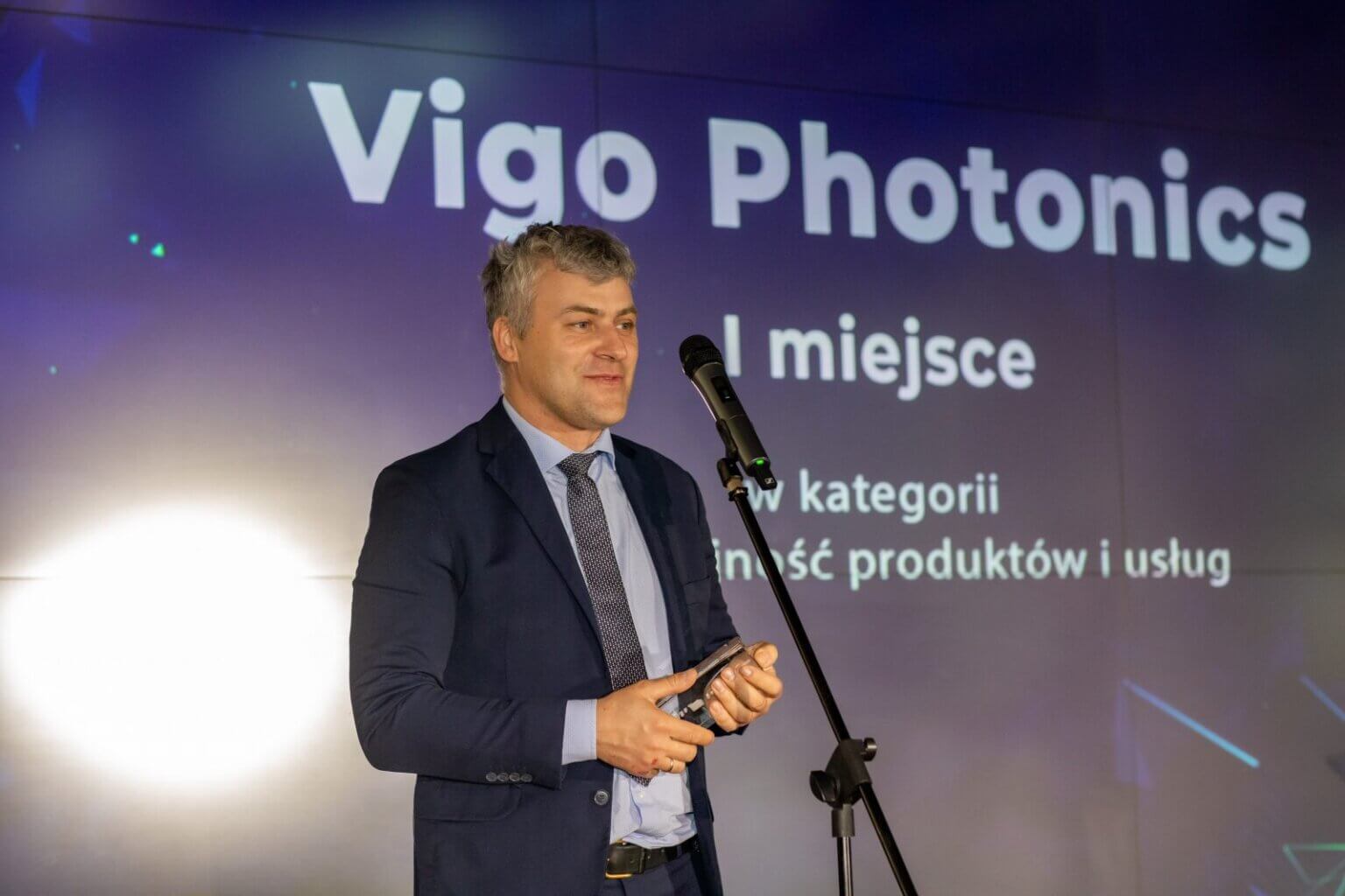 VIGO Photonics - manufacturer of epitaxial structures, MWIR and LWIR detectors.